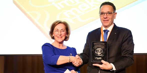 Voorzitter UIHJ neemt deel aan lustrumviering - KBvG